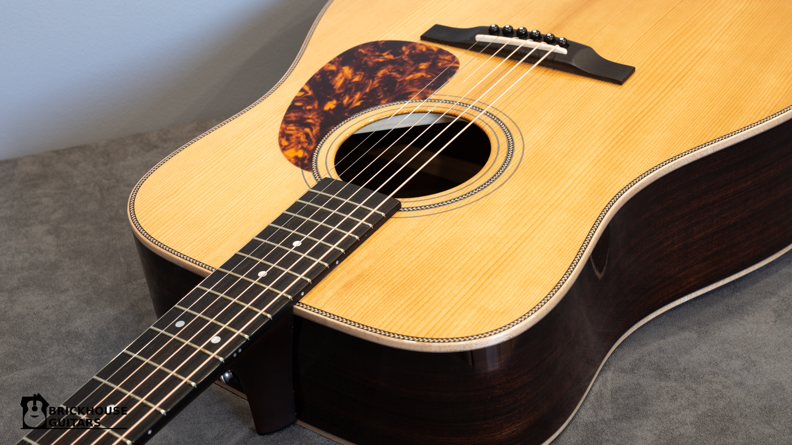 Boucher SG-52-V #IN-1431-D (Pre-Owned) – Brickhouse Guitars