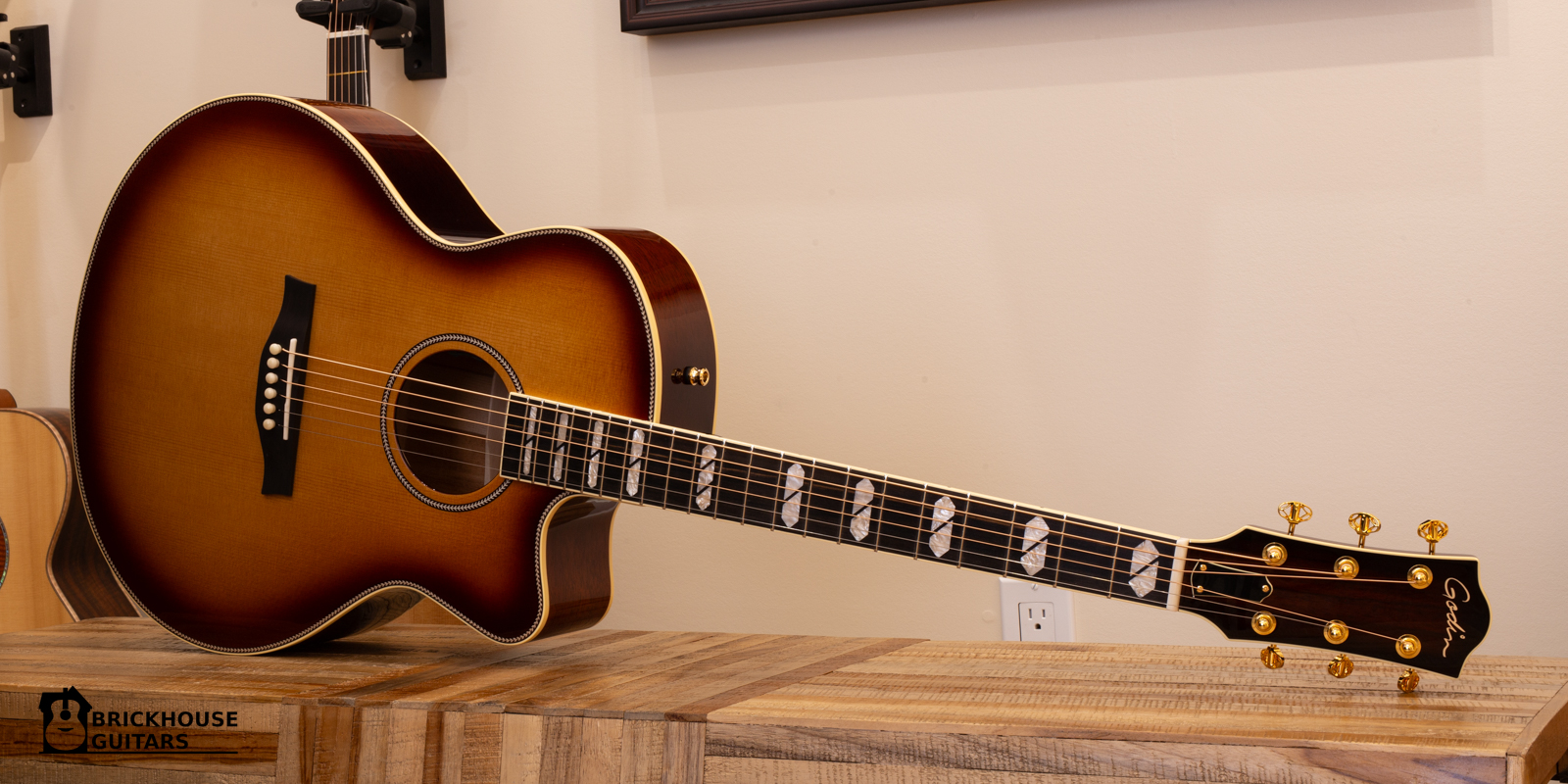 Godin Connaisseur MJ Sunsetburst Mahogany #053377000041 – Brickhouse ...