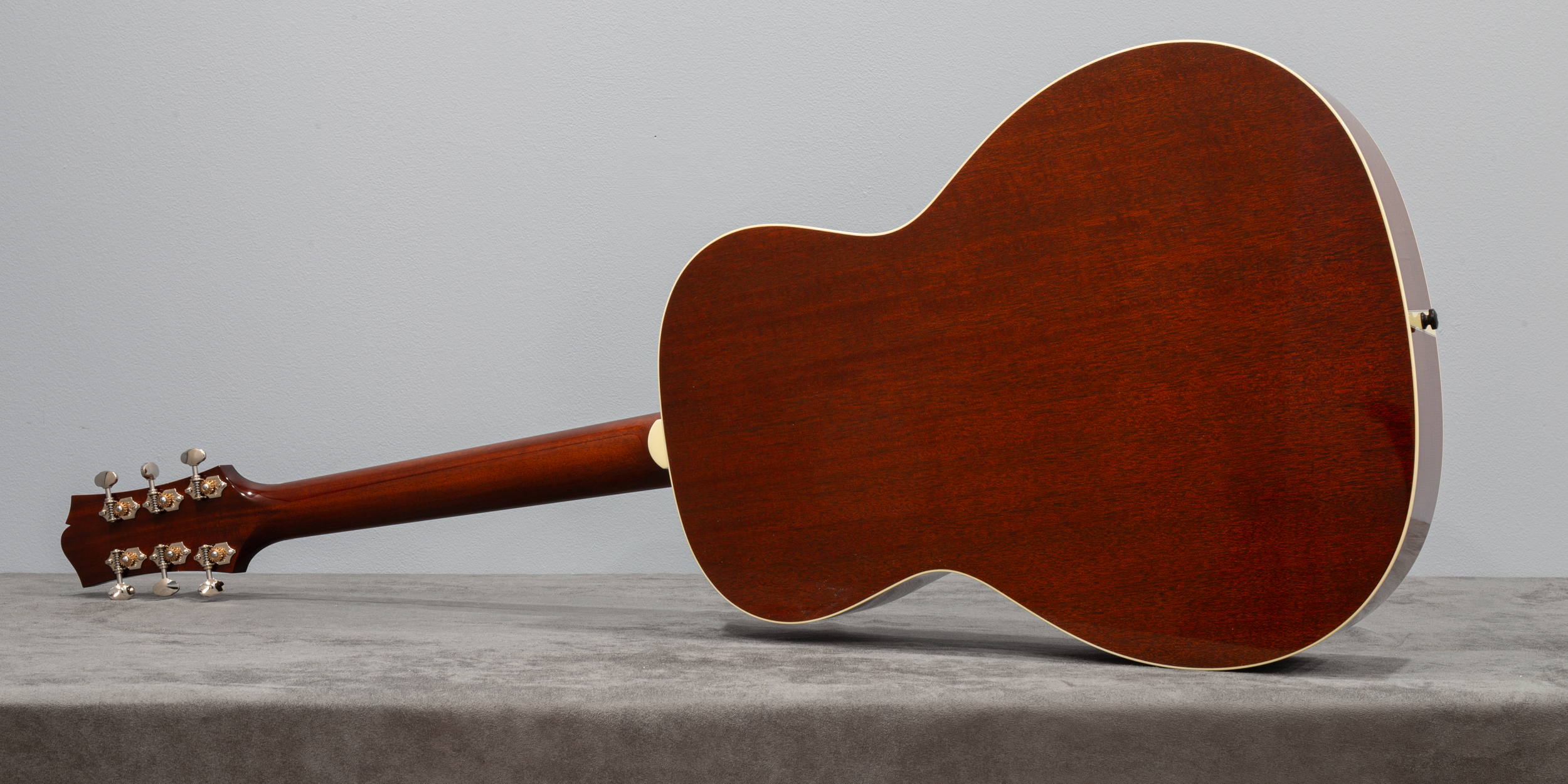 Collings C10 (2019) #30619 (Pre-Owned) – Brickhouse Guitars