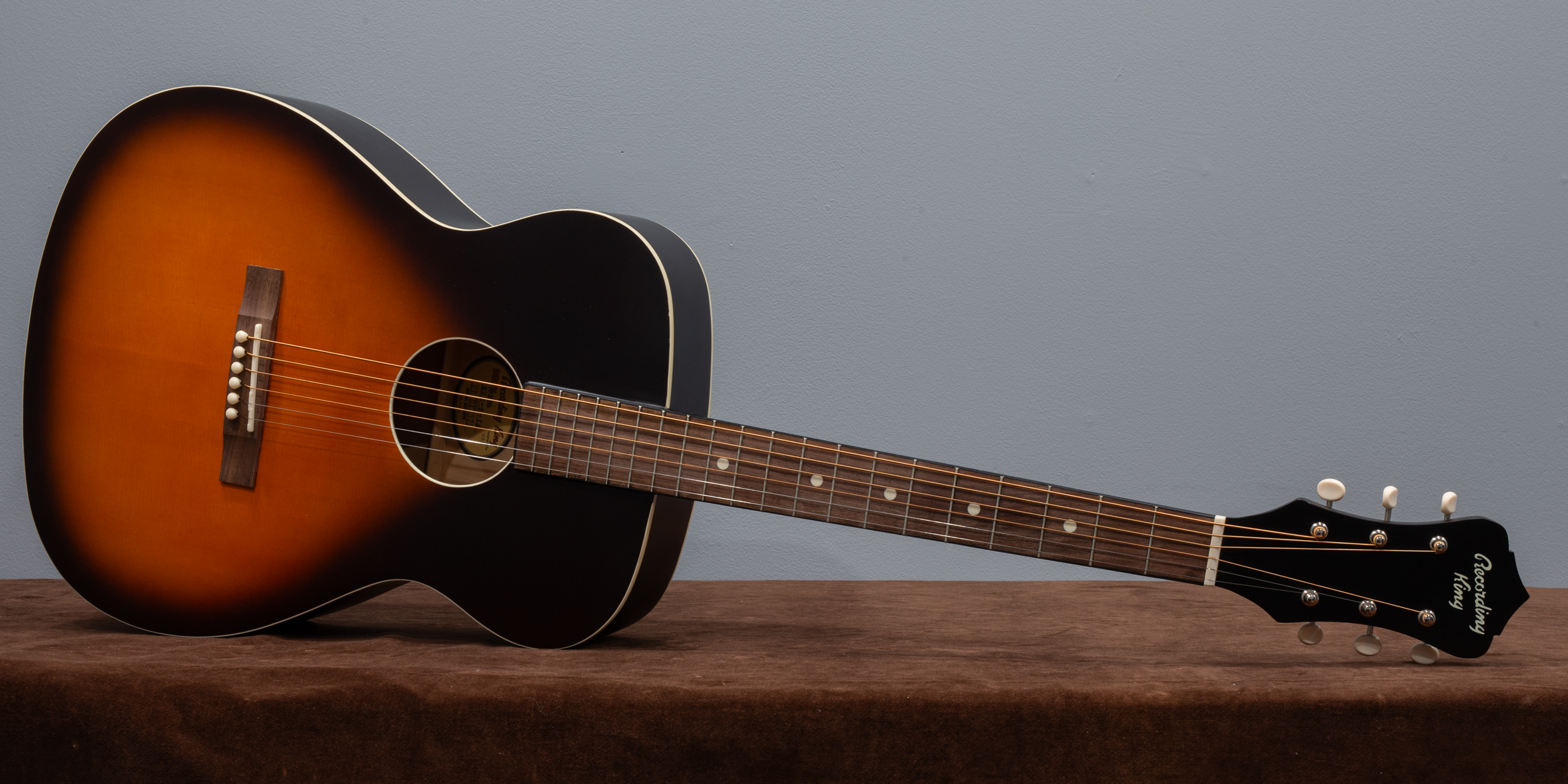 Recording King ROS-9-TS #211013372 – Brickhouse Guitars